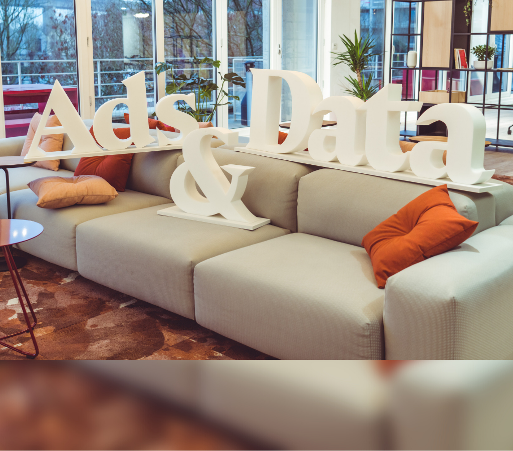 Contact - Ads & Data